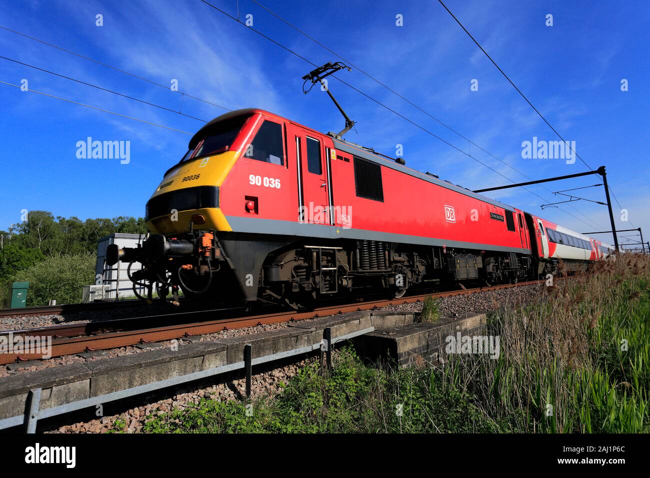 90036 DB trains, East Coast Main Line Railway, Grantham, Lincolnshire ...