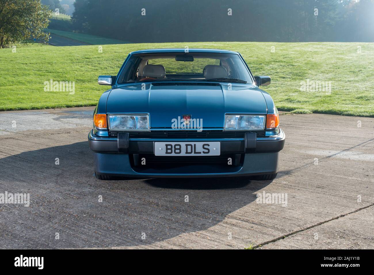 1987 Rover Sd1 V8 Vitesse classic British executive car Stock Photo - Alamy