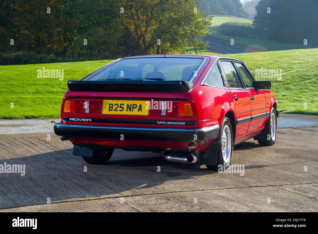 1985 Rover SD1 V8 Vitesse classic British executive car Stock Photo - Alamy