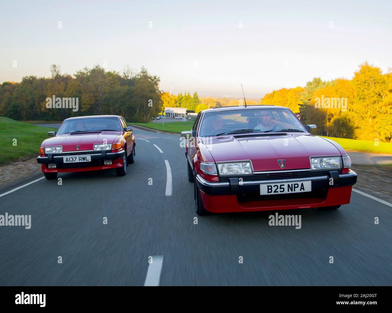Rover SD1 driving together - 1985 2000 (left) and 1985 V8 Vitesse ...