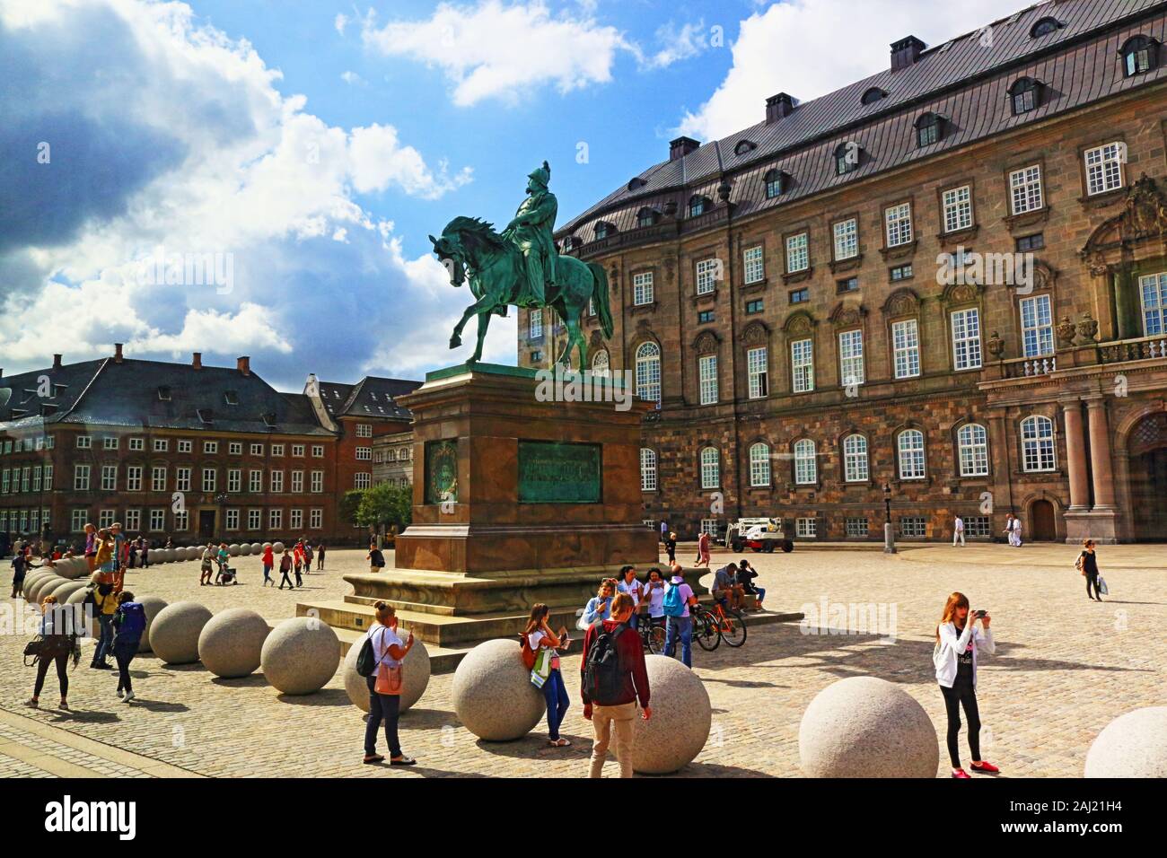 Danish prime ministers office hi-res stock photography and images - Alamy