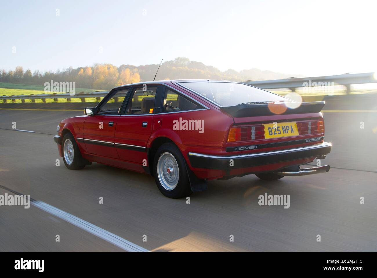 Rover sd1 v8 hi-res stock photography and images - Alamy
