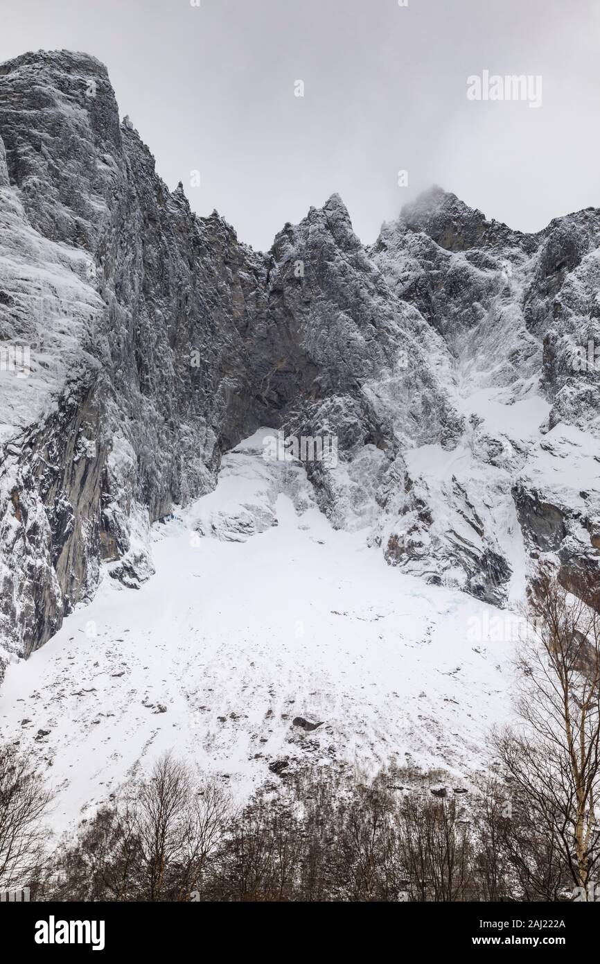 Trollveggen (Troll Wall), Europe's highest vertical rock face ...