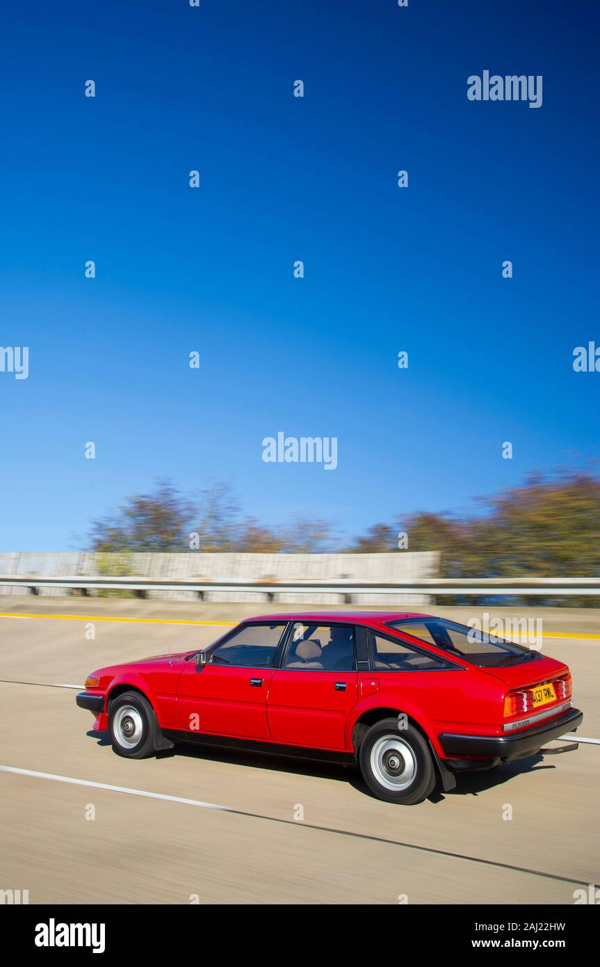 1983 Rover SD1 2000 classic British executive car Stock Photo - Alamy
