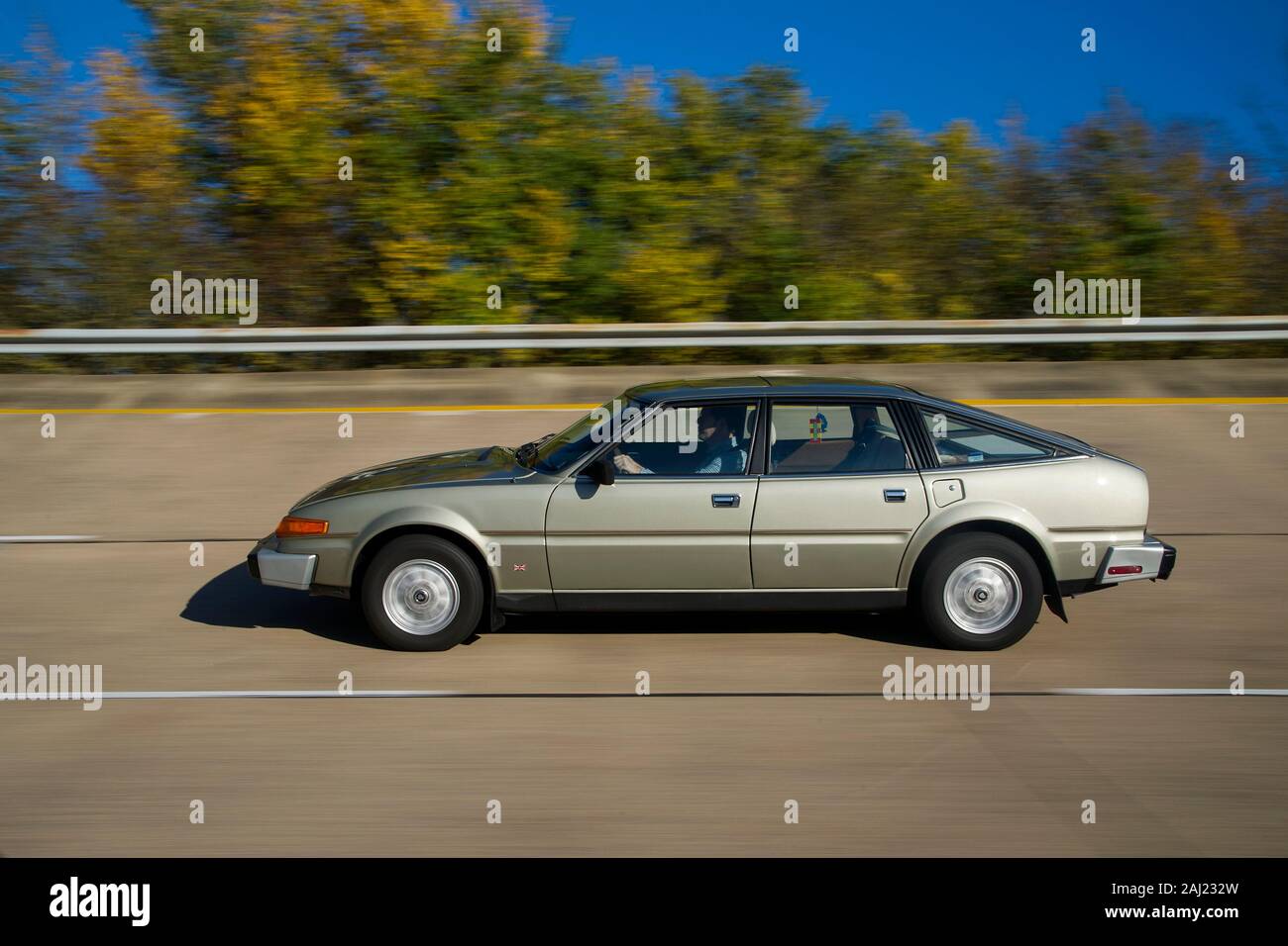 1980 North American spec Rover SD1 V8 classic executive car Stock Photo ...