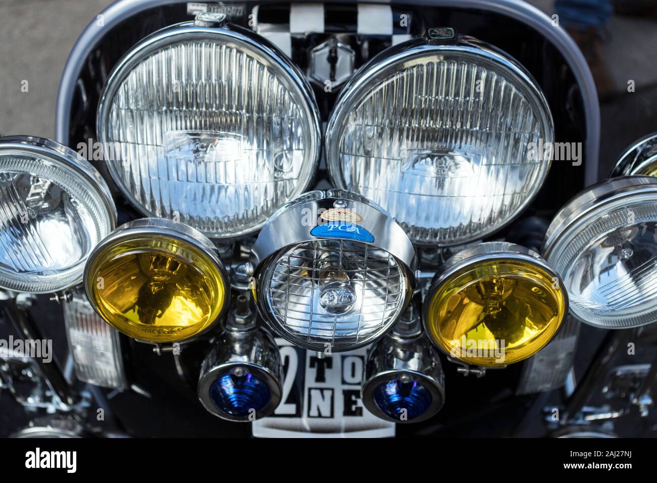 Scooter lights hi-res stock photography and images - Alamy
