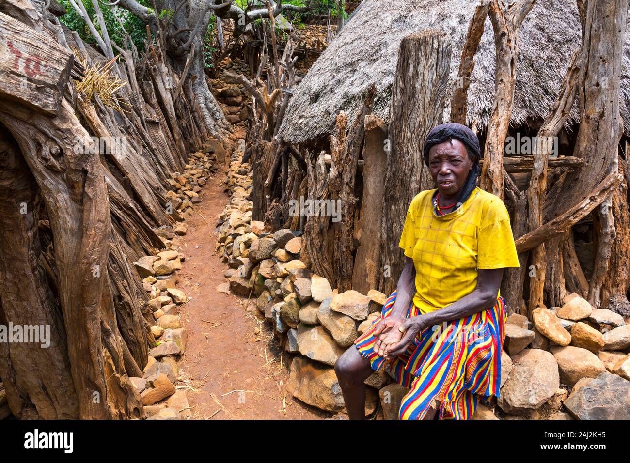 Konso people, Konso village, Naciones, Ethiopia, Africa Stock Photo - Alamy