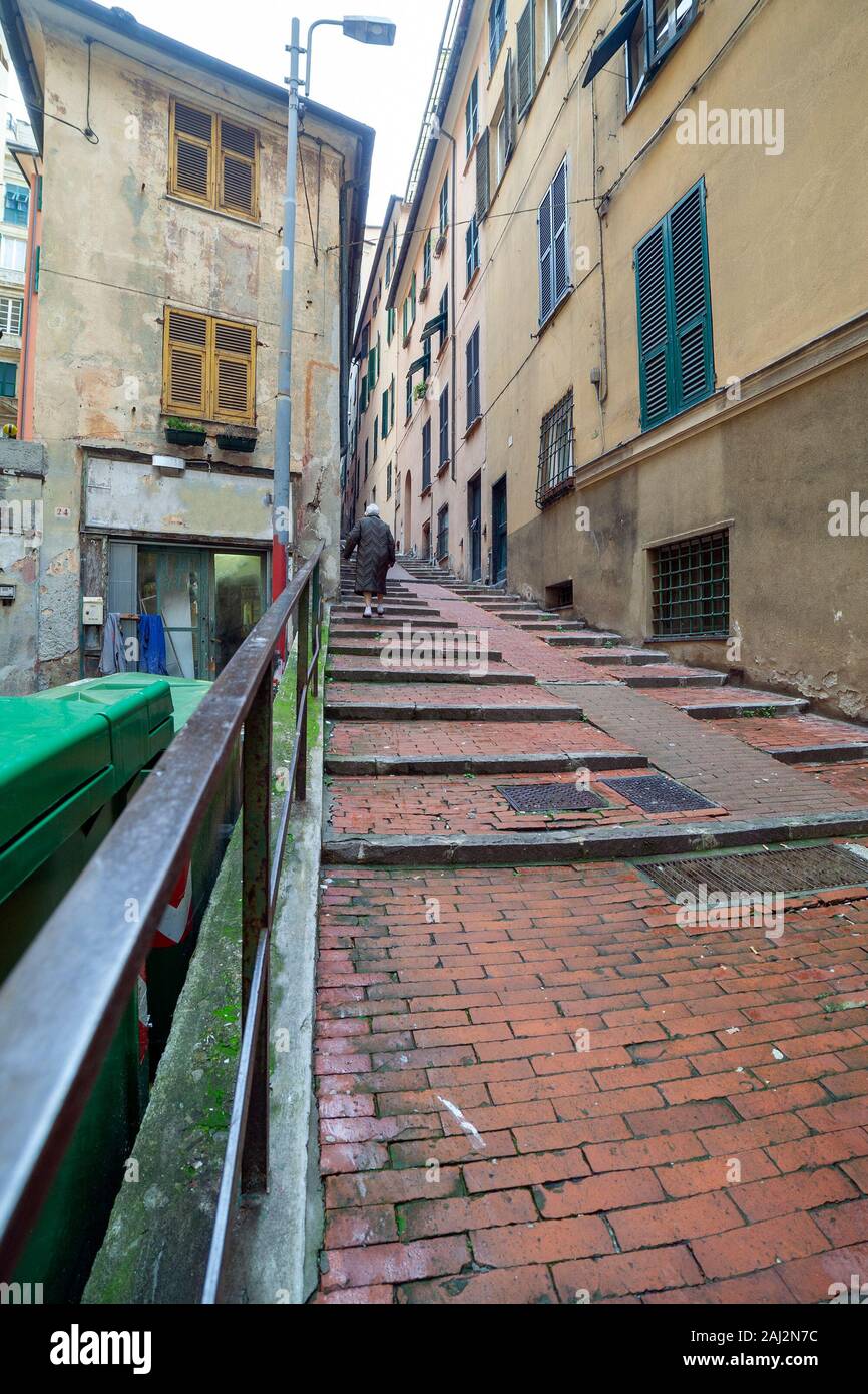 Old town lane genoa italy hi-res stock photography and images - Alamy