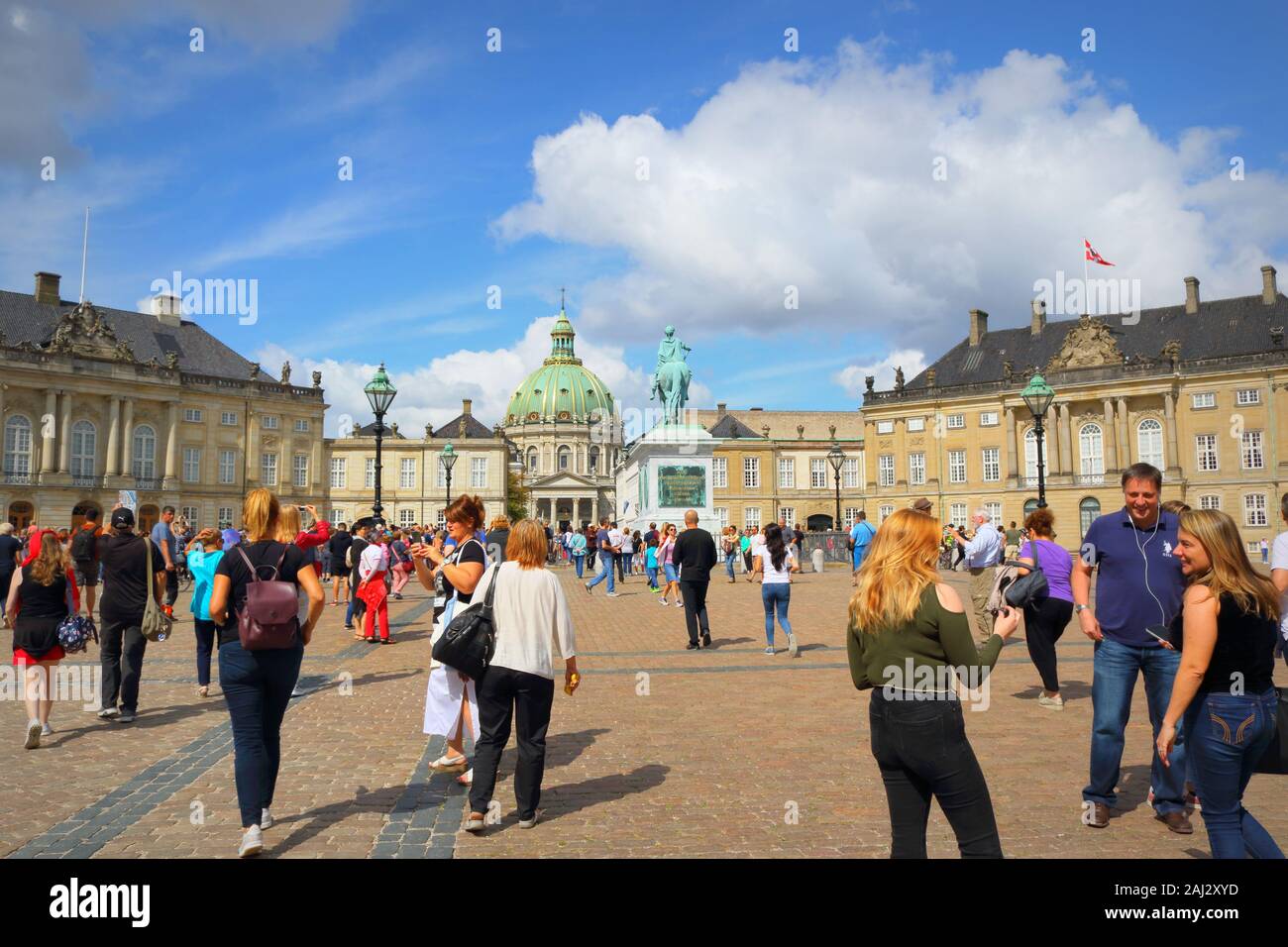 Nice city landmarks hi-res stock photography and images - Alamy