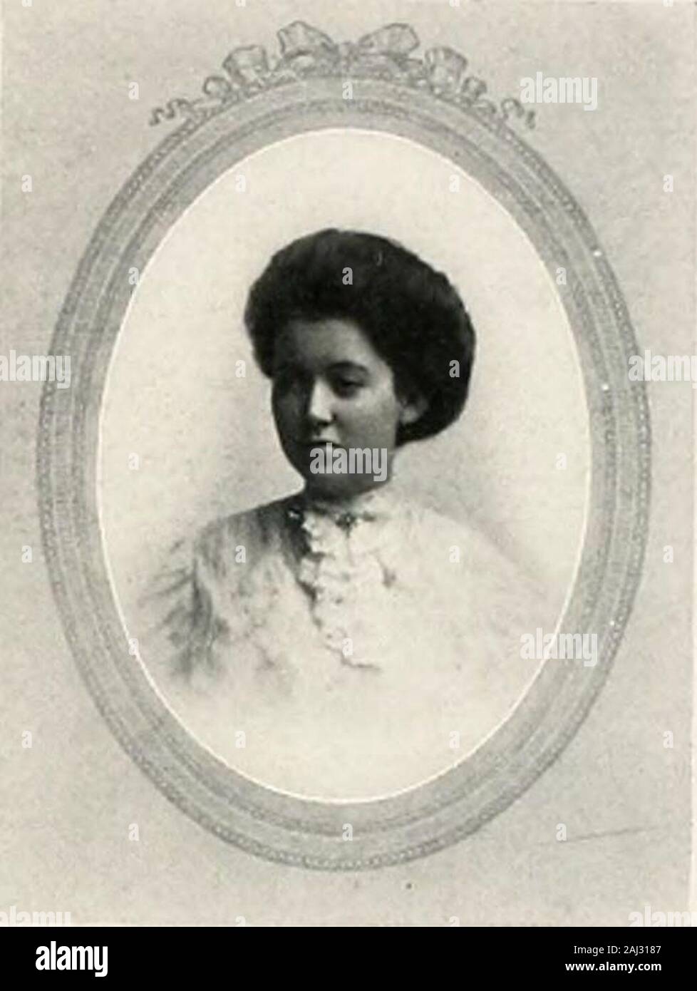 Dyer rebecca hi-res stock photography and images - Alamy