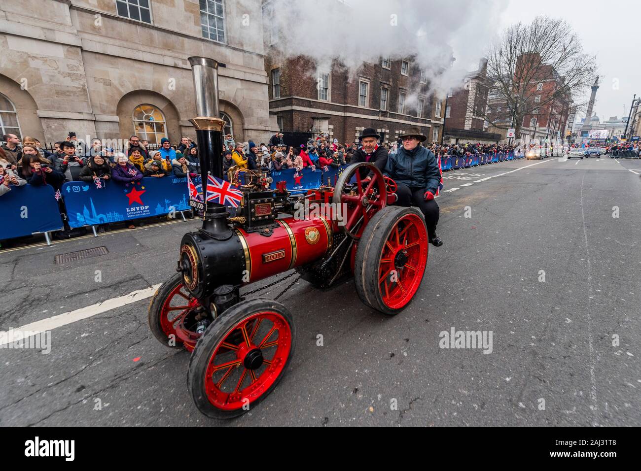 Miniature Steamers for Charity - The London New Year's Day Parade marks ...