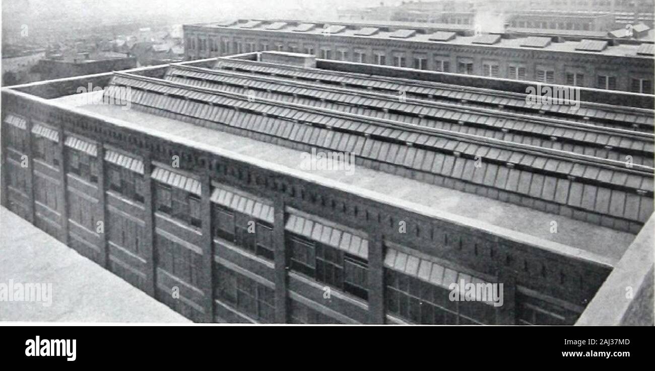 Sawtooth roof hi-res stock photography and images - Alamy