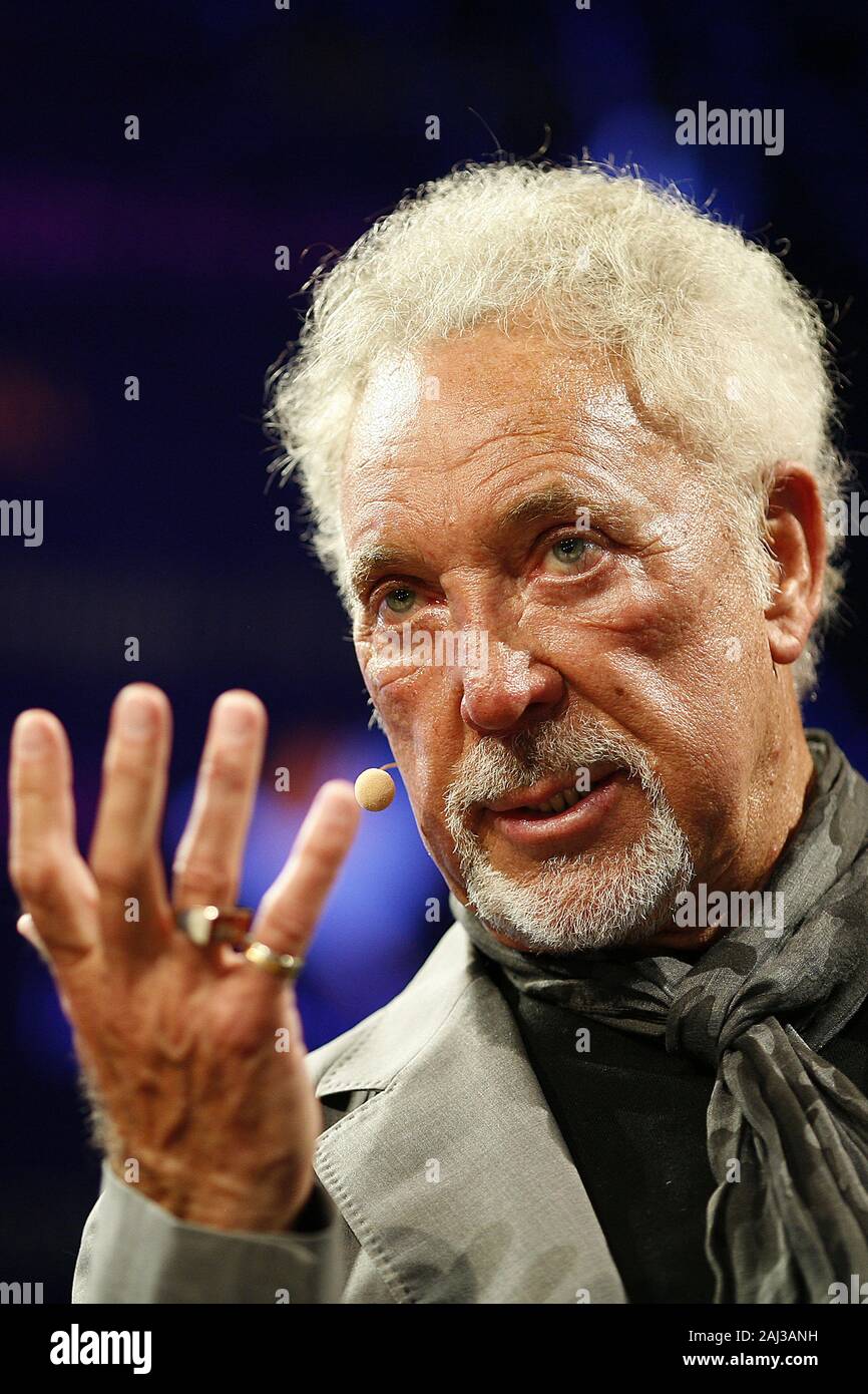 Location:Tom Jones, Hay Festival, Hay-On-Wye, Wales. Date:05/06/2016 ...