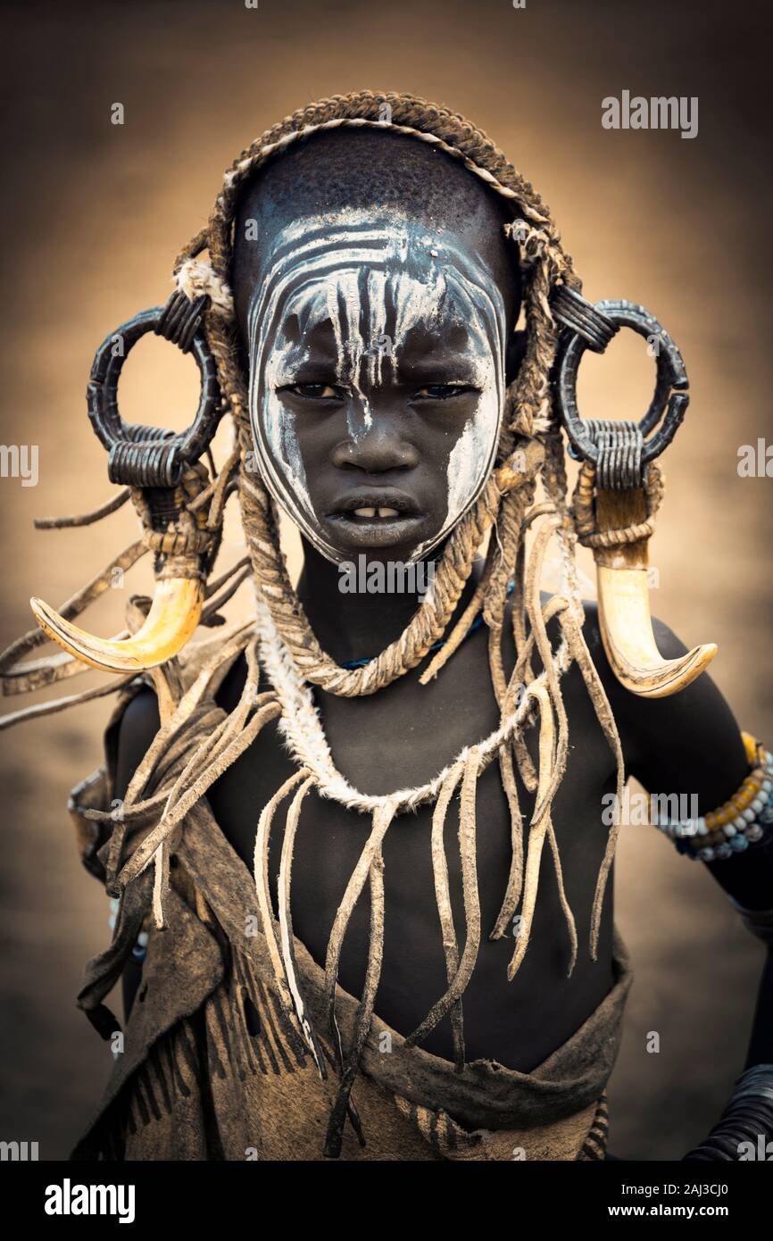 Mursi people, Omo valley, Naciones, Ethiopia, Africa Stock Photo - Alamy
