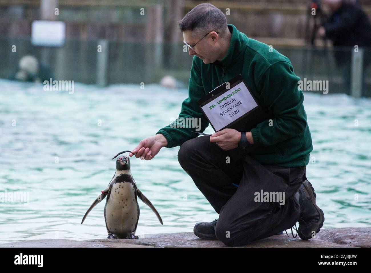 Zoo licence hi-res stock photography and images - Alamy