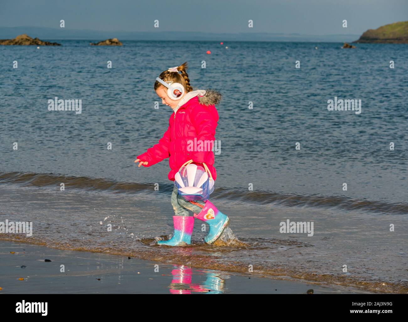 Wellie splash hi-res stock photography and images - Alamy