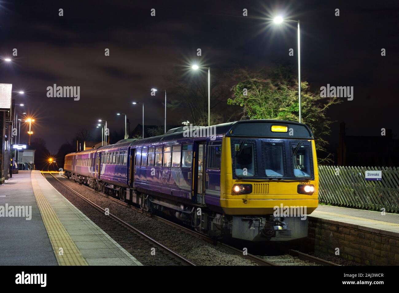 Arriva Northern rail class 142 pacer + class 158 express sprinter calling at Shireoaks railway ...