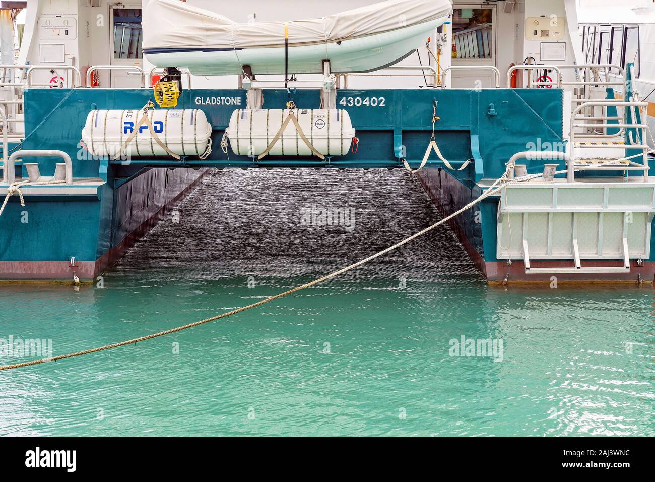 Anchor fast anchor hi-res stock photography and images - Alamy