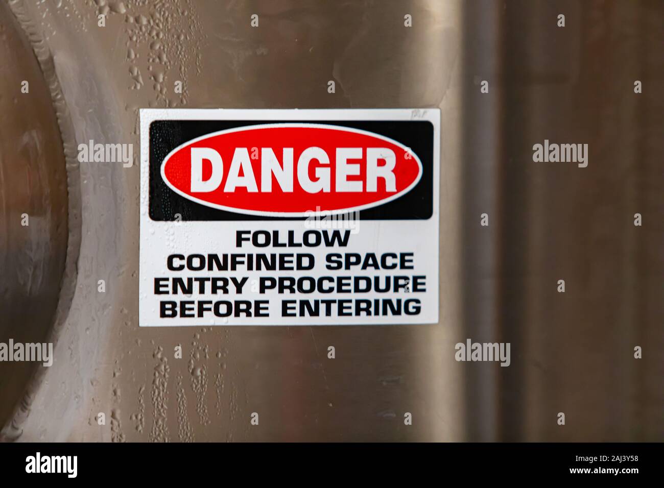 Confined space entry hi-res stock photography and images - Alamy Confined space entry hi-res stock photography and images - Alamy