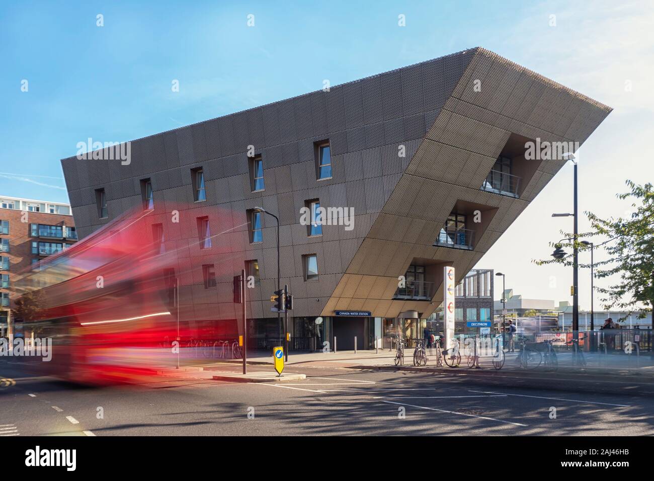 Hexagonal Building High Resolution Stock Photography and Images - Alamy