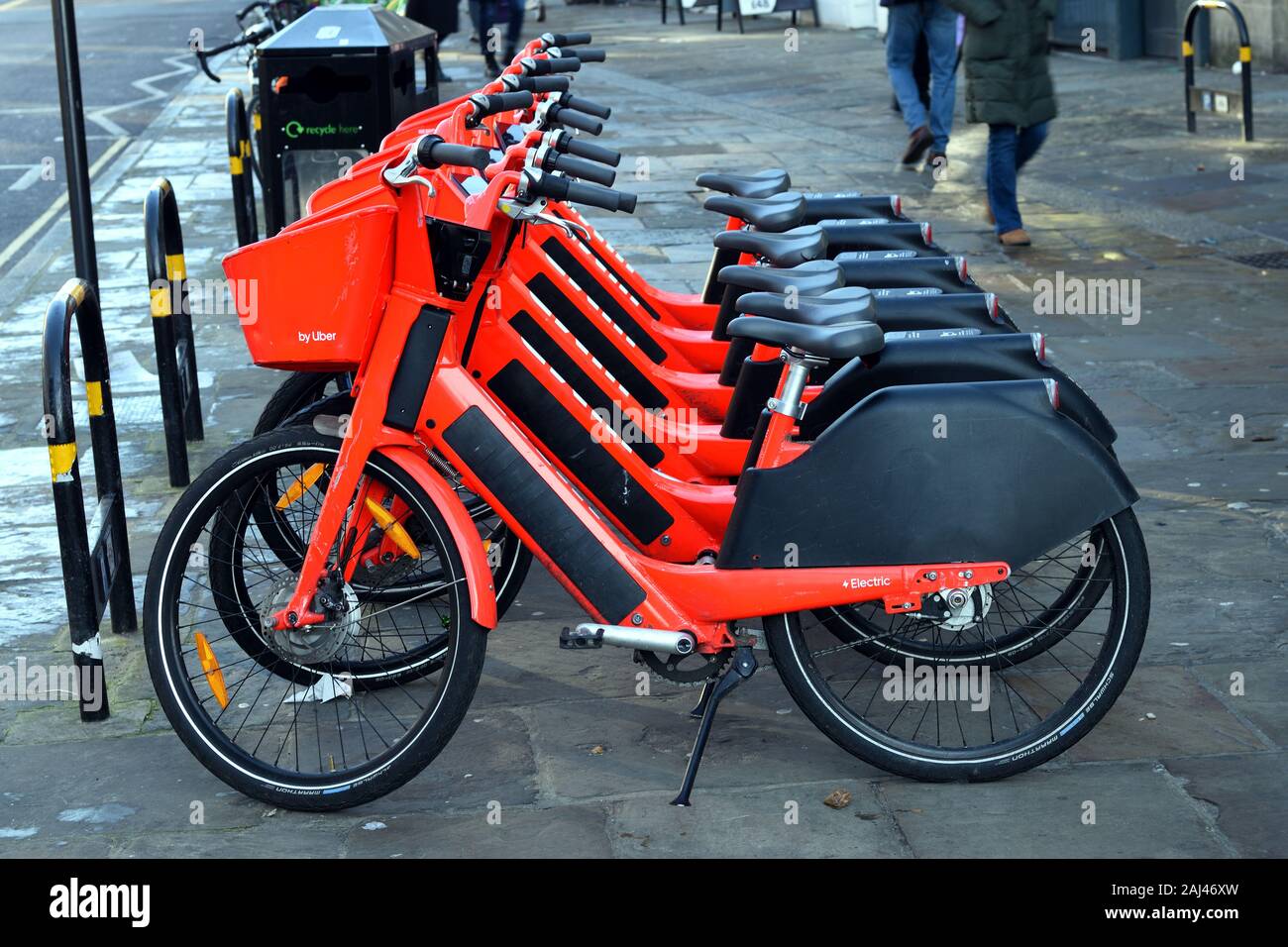 Uber dockless bicycles hi-res stock photography and images - Alamy