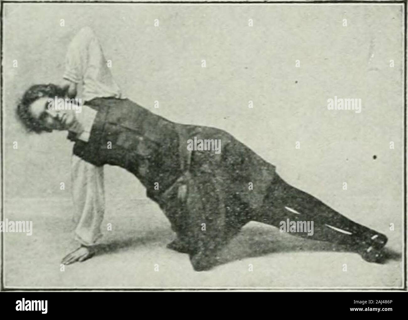 Falling back facing forward hi-res stock photography and images - Alamy