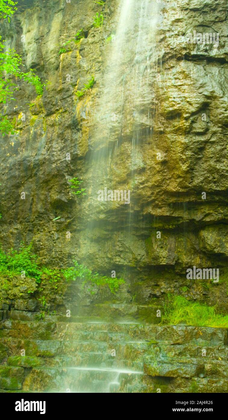 Amphitheater Falls, John Bryan State Park, Ohio Stock Photo - Alamy