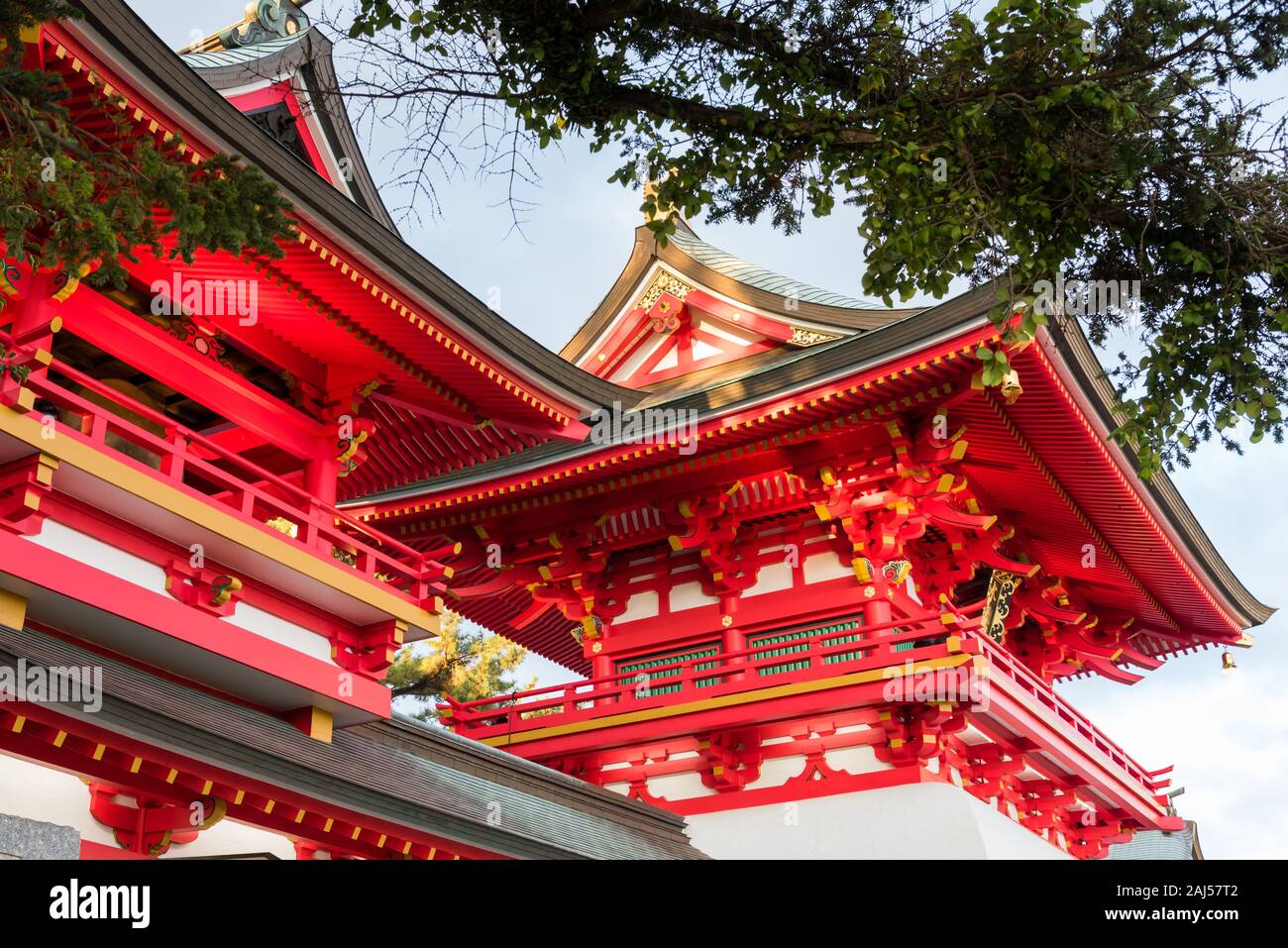 Akama jingu shrine shimonoseki yamaguchi hi-res stock photography and ...