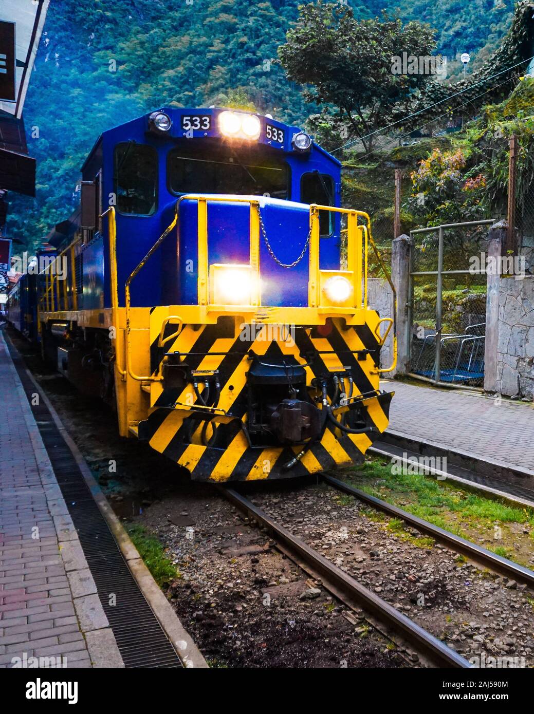 Old blue railway train subway Stock Photo - Alamy