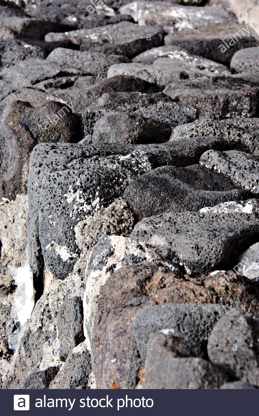Lava Rock Wall Stock Photos & Lava Rock Wall Stock Images - Alamy