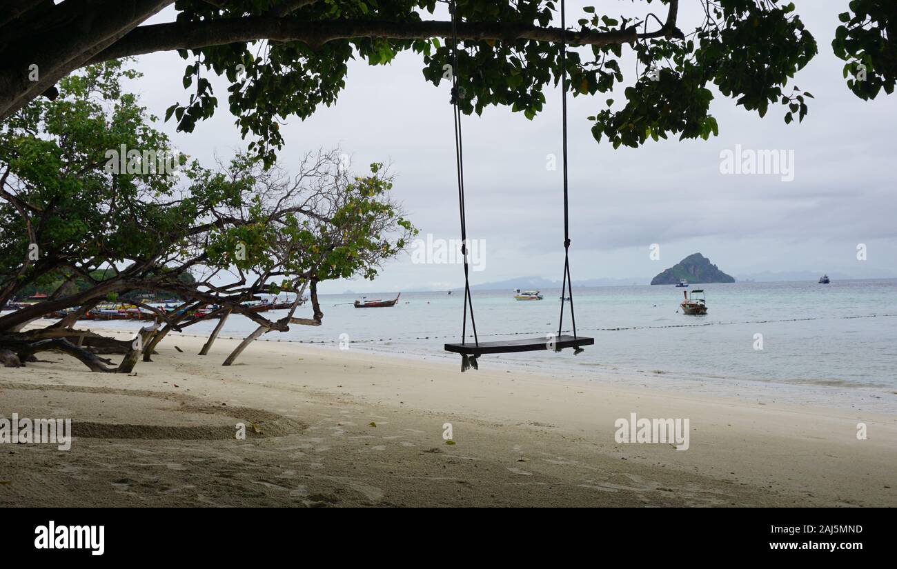 Boat front view waves hi-res stock photography and images - Alamy