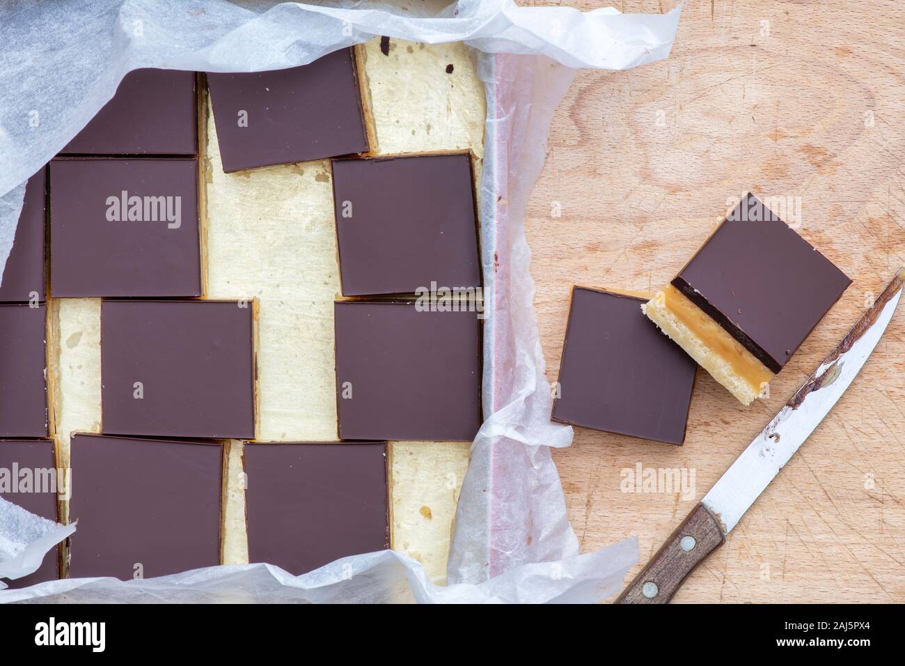 Shortbread biscuits tin hi-res stock photography and images - Alamy