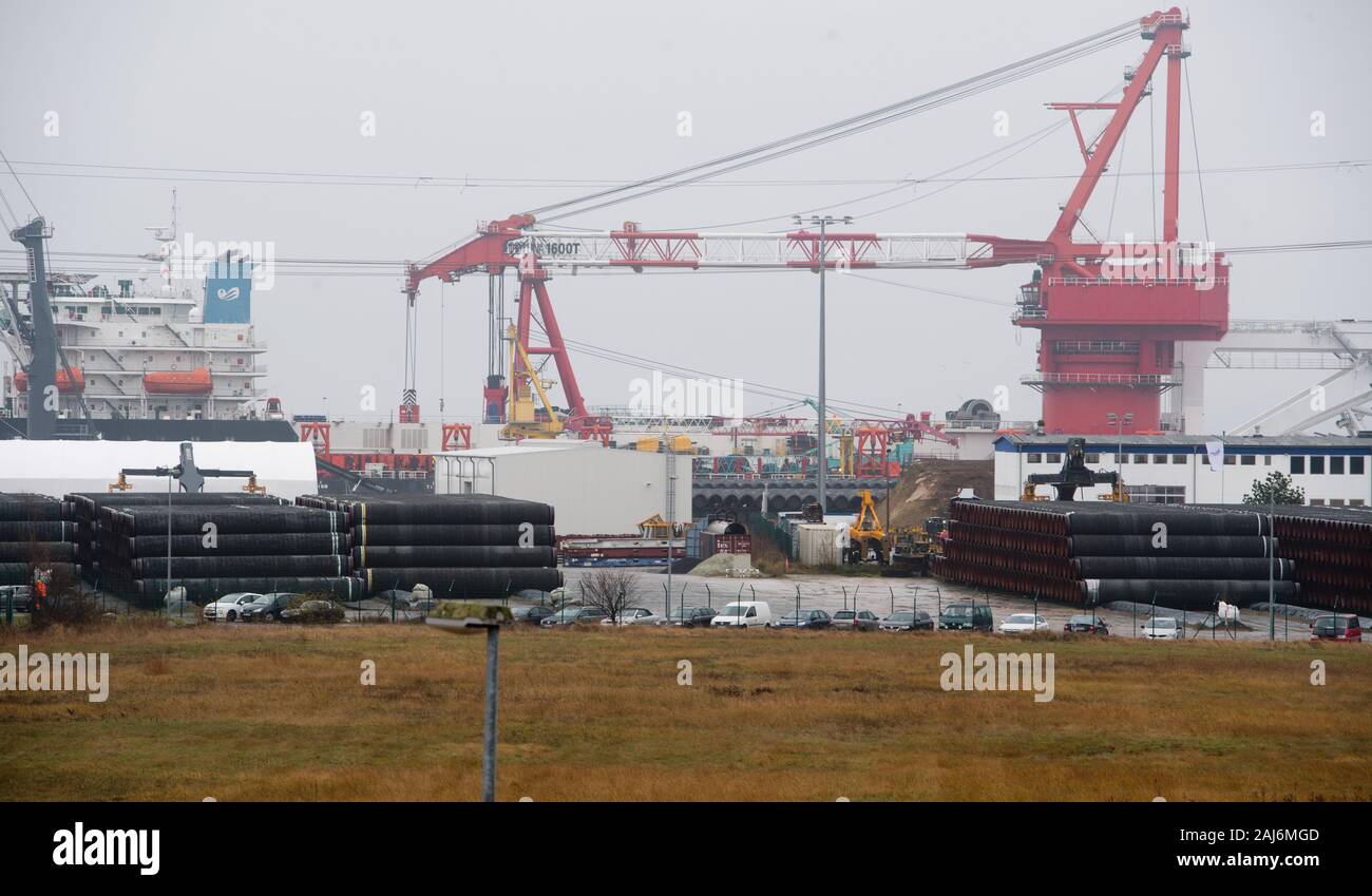 Russian gas pipeline germany hi-res stock photography and images - Alamy
