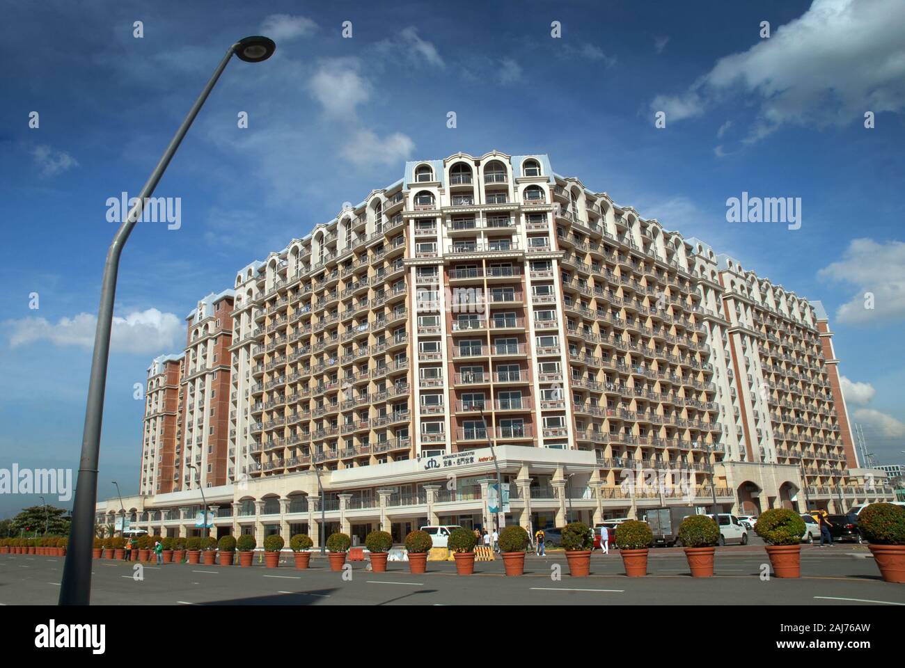 Monarch Parksuites, Bradco Ave, Parañaque, Metro Manila, Philippines ...