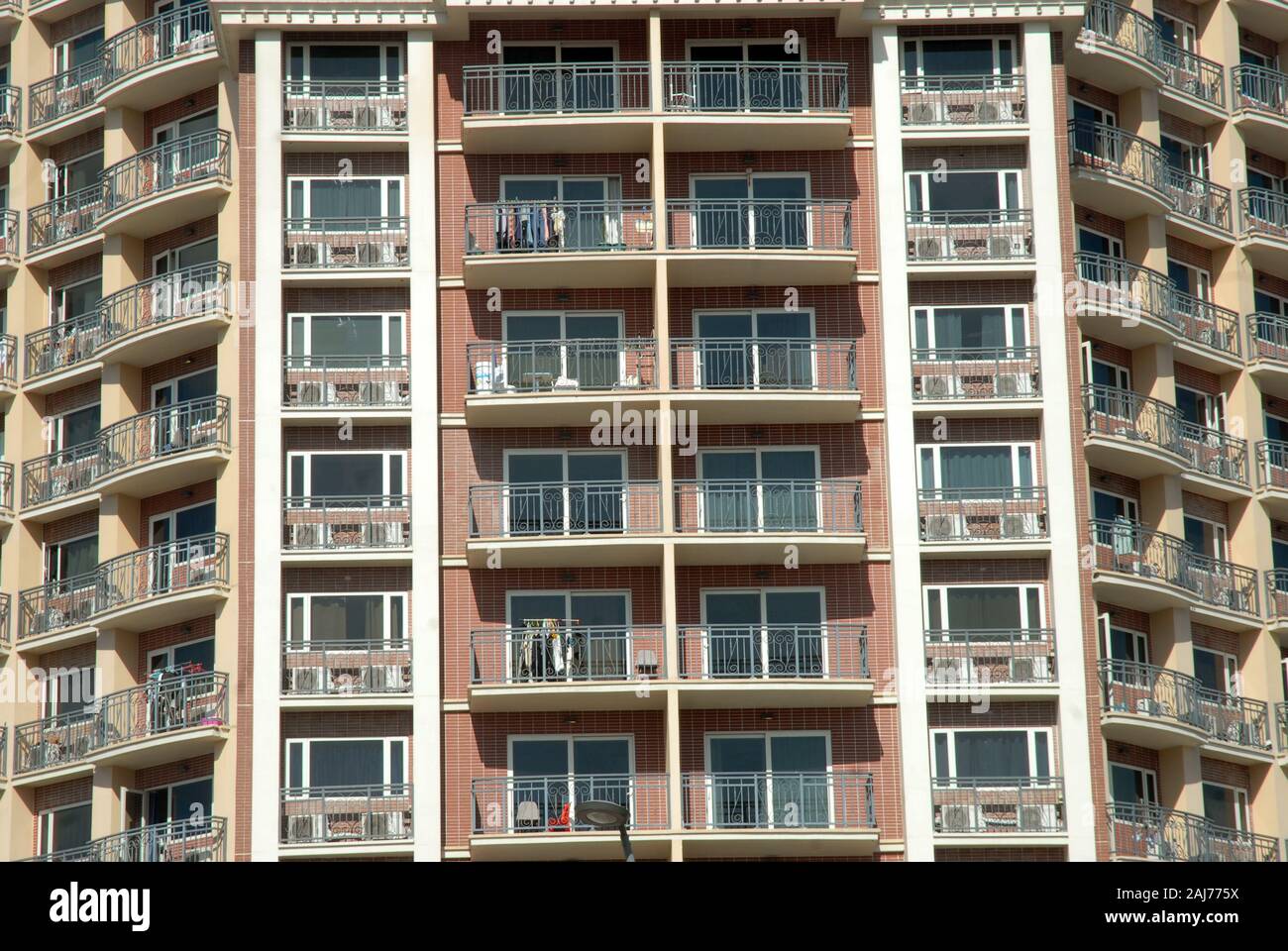 Monarch Parksuites, Bradco Ave, Parañaque, Metro Manila, Philippines ...