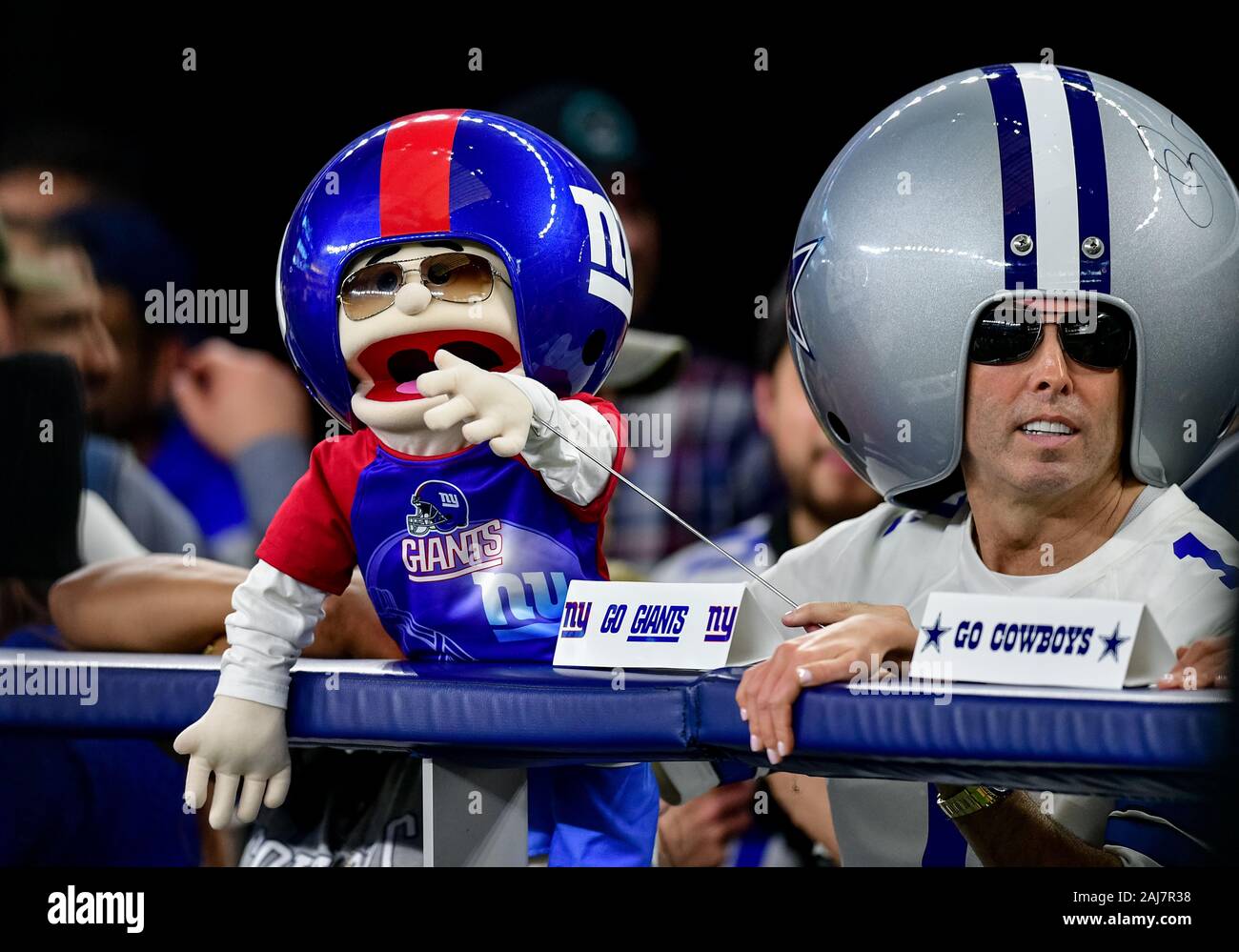 Arlington, Texas, USA. 29th Dec, 2019. Dallas Cowboys super fan and his ...