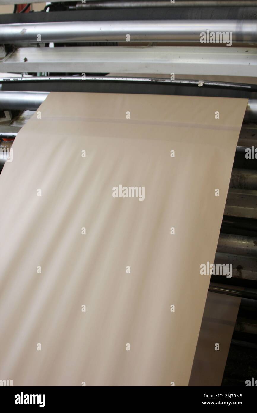 Printing machine white paper rolling hi-res stock photography and ...