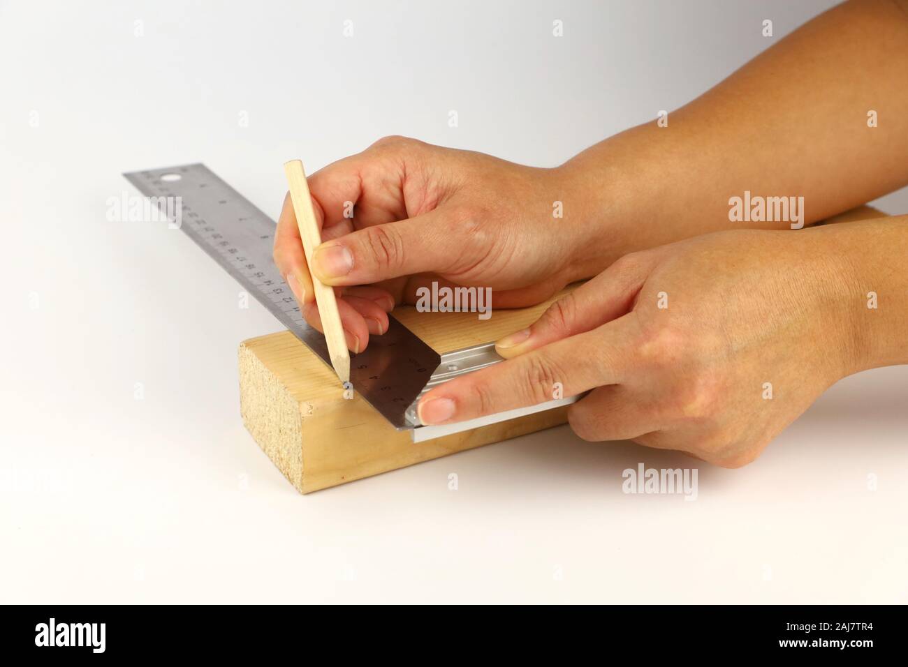 Right angle square hi-res stock photography and images - Alamy