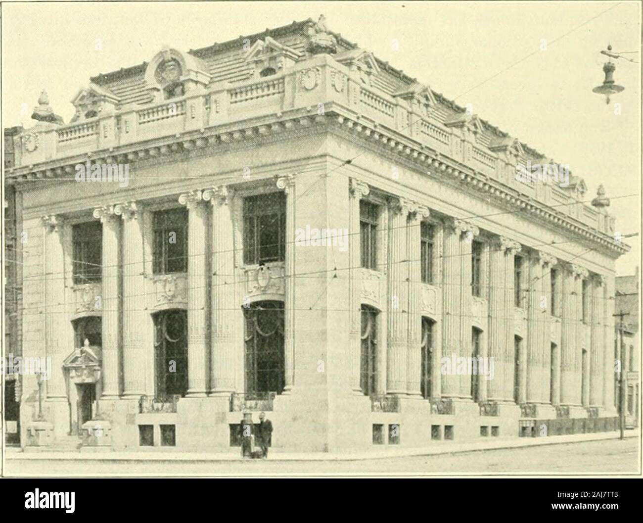 Northwestern national life building hi-res stock photography and images ...