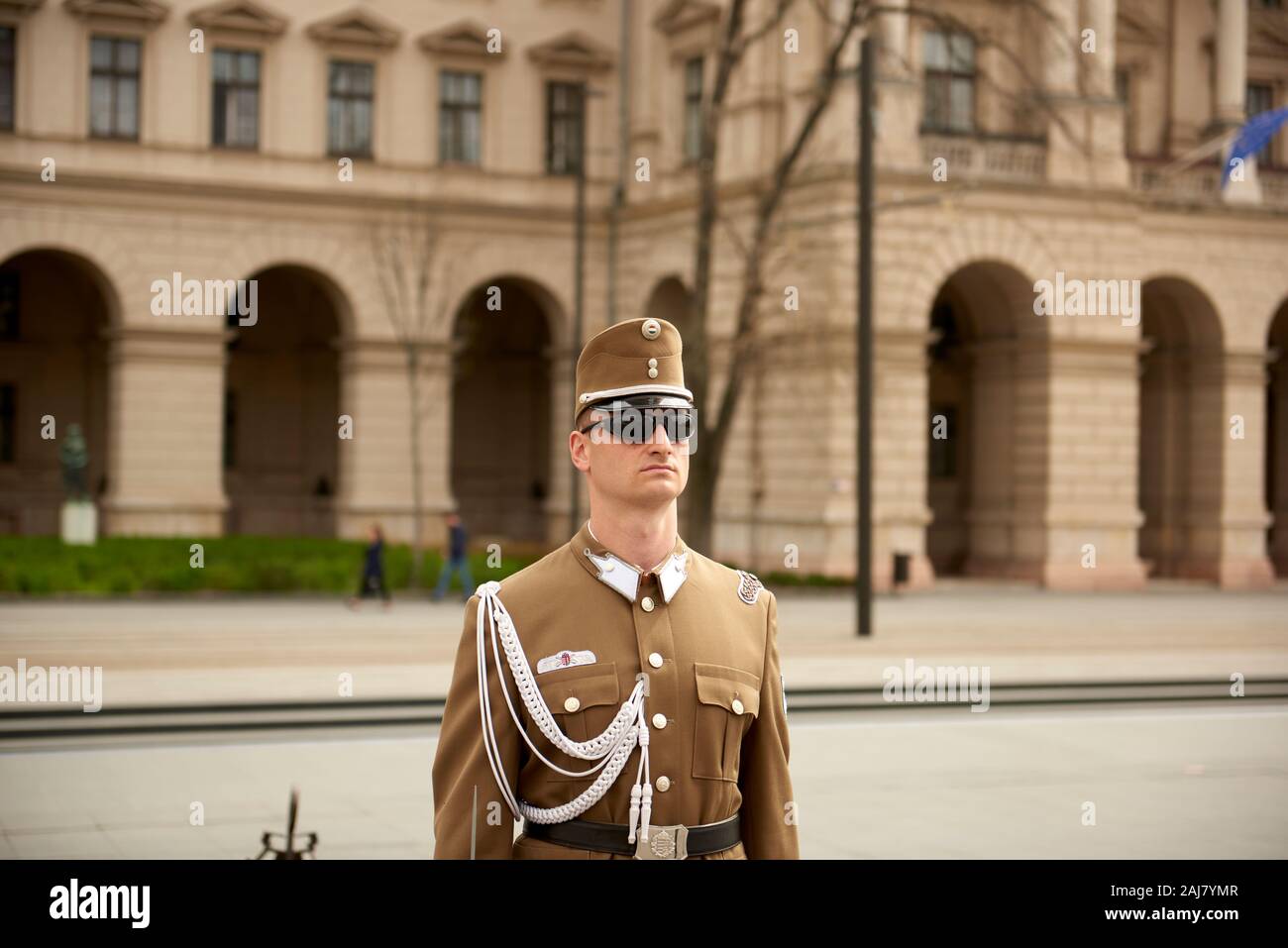Parliament ceremonial guard hi-res stock photography and images - Alamy