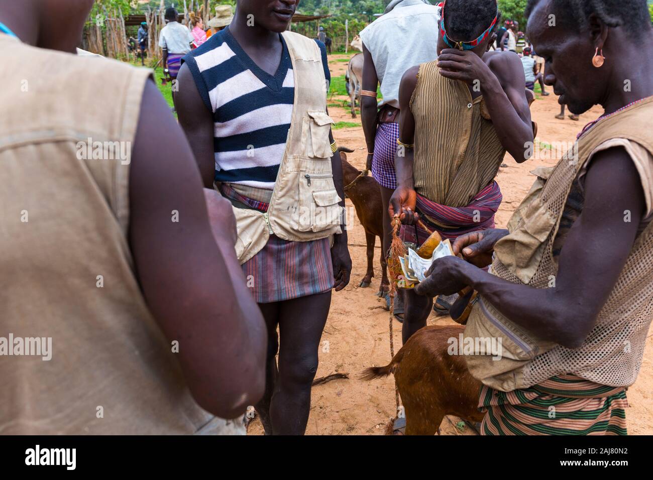 Banna people, Omo valley, Naciones, Ethiopia, Africa Stock Photo - Alamy