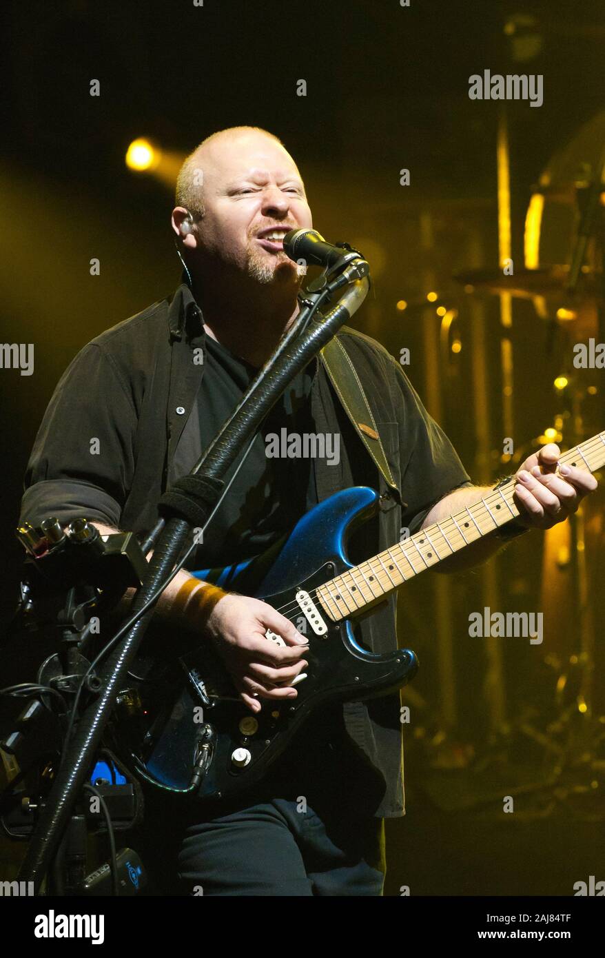 Anvil band live hi-res stock photography and images - Alamy