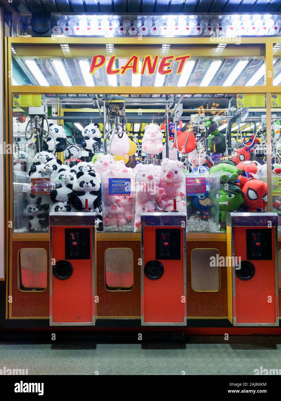 Claw game hi-res stock photography and images - Alamy