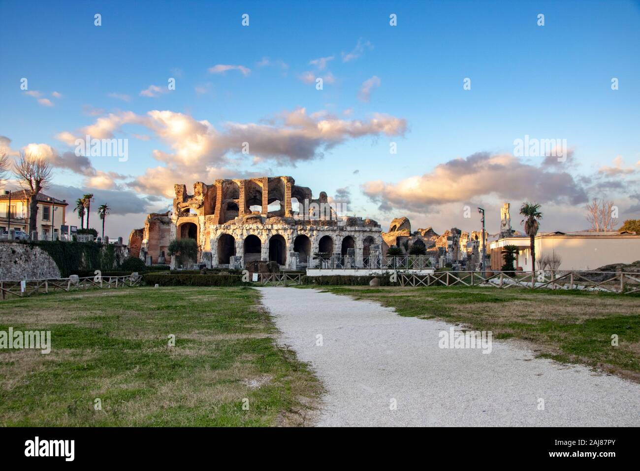 Ruins ancient roman amphitheatre capua hi-res stock photography and ...