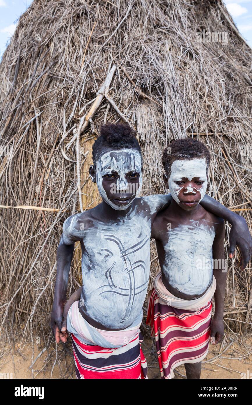 Karo people, Omo valley, Naciones, Ethiopia, Africa Stock Photo - Alamy