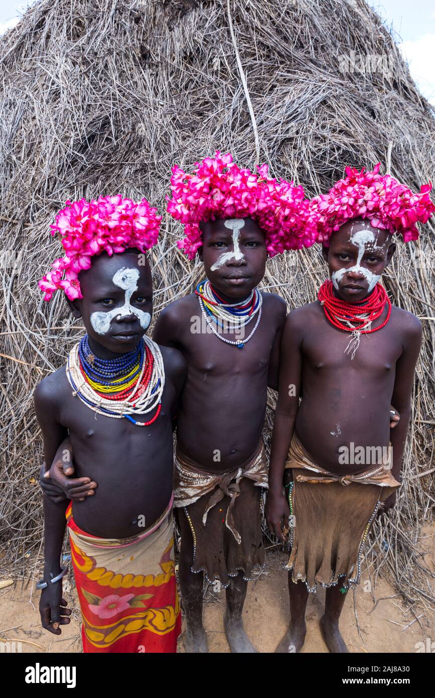 Karo people, Omo valley, Naciones, Ethiopia, Africa Stock Photo - Alamy
