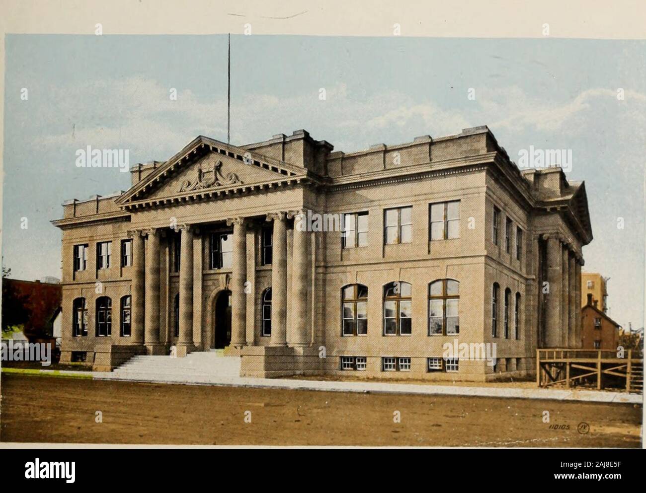 Souvenir of Edmonton, Alta . Court House Stock Photo - Alamy