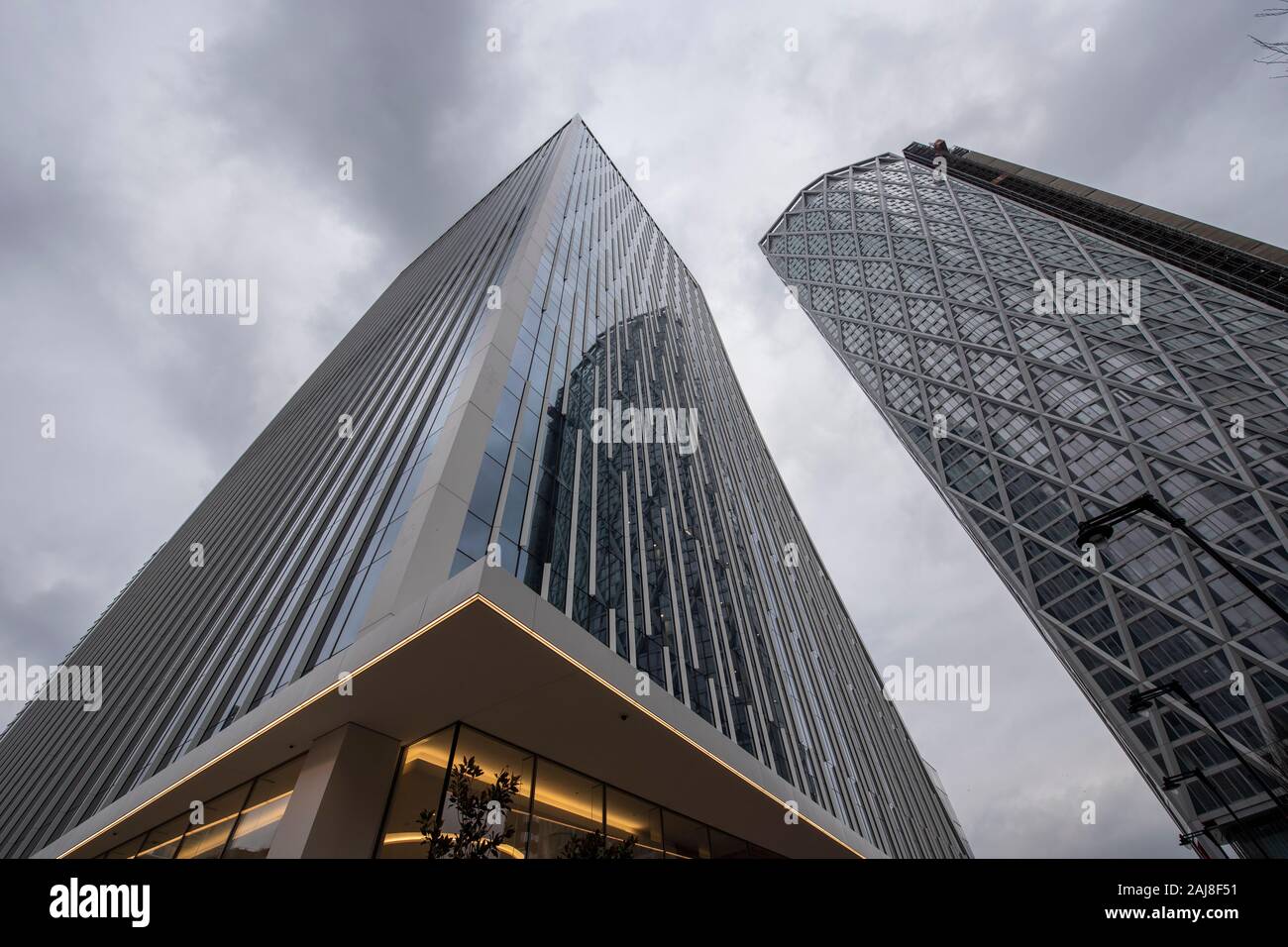Société Générale bank building Stock Photo - Alamy