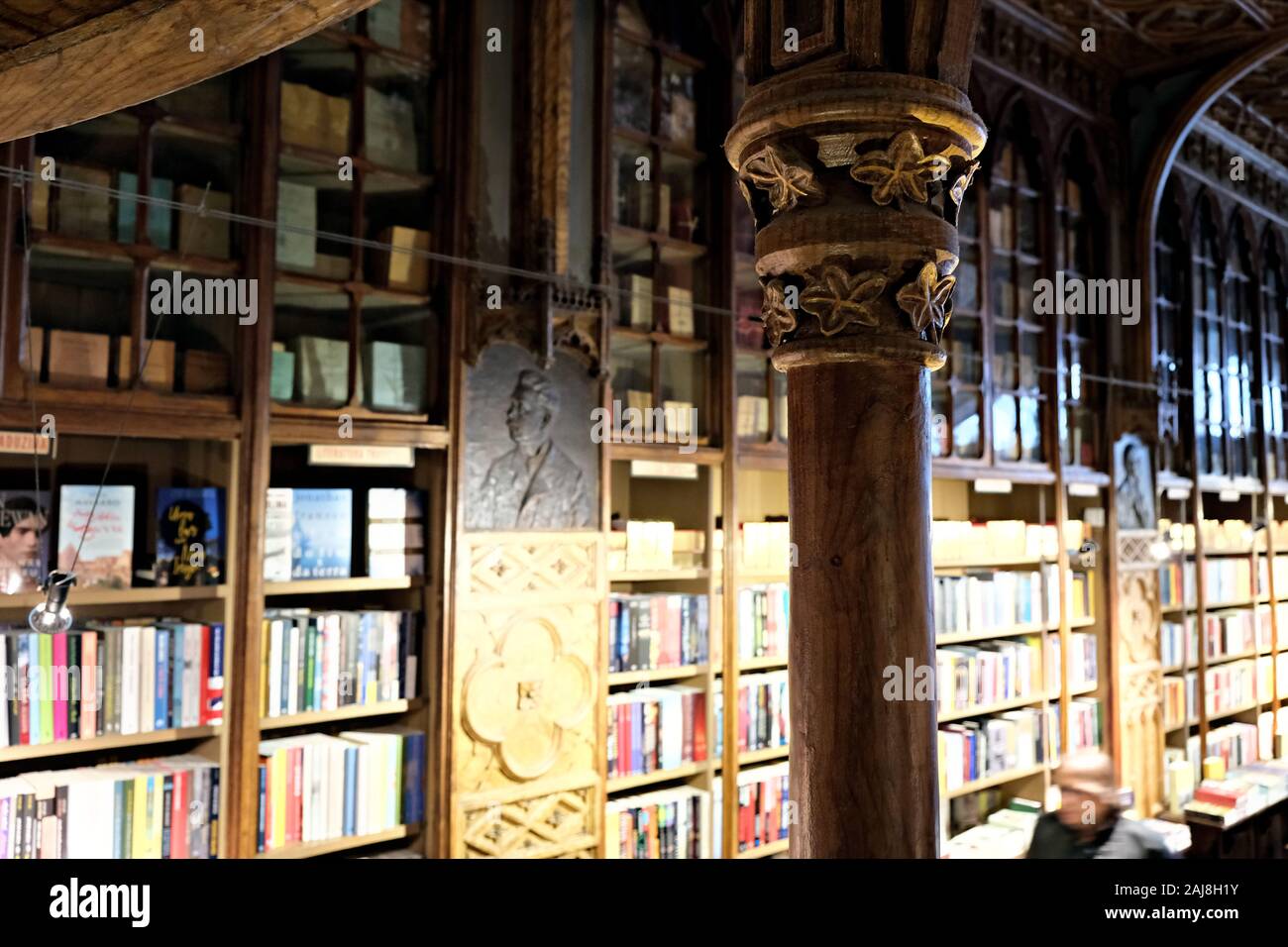 Interior view of the famous Lello & Irmao library Stock Photo - Alamy