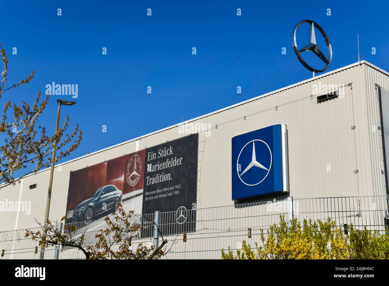 Mercedes werk hi-res stock photography and images - Alamy